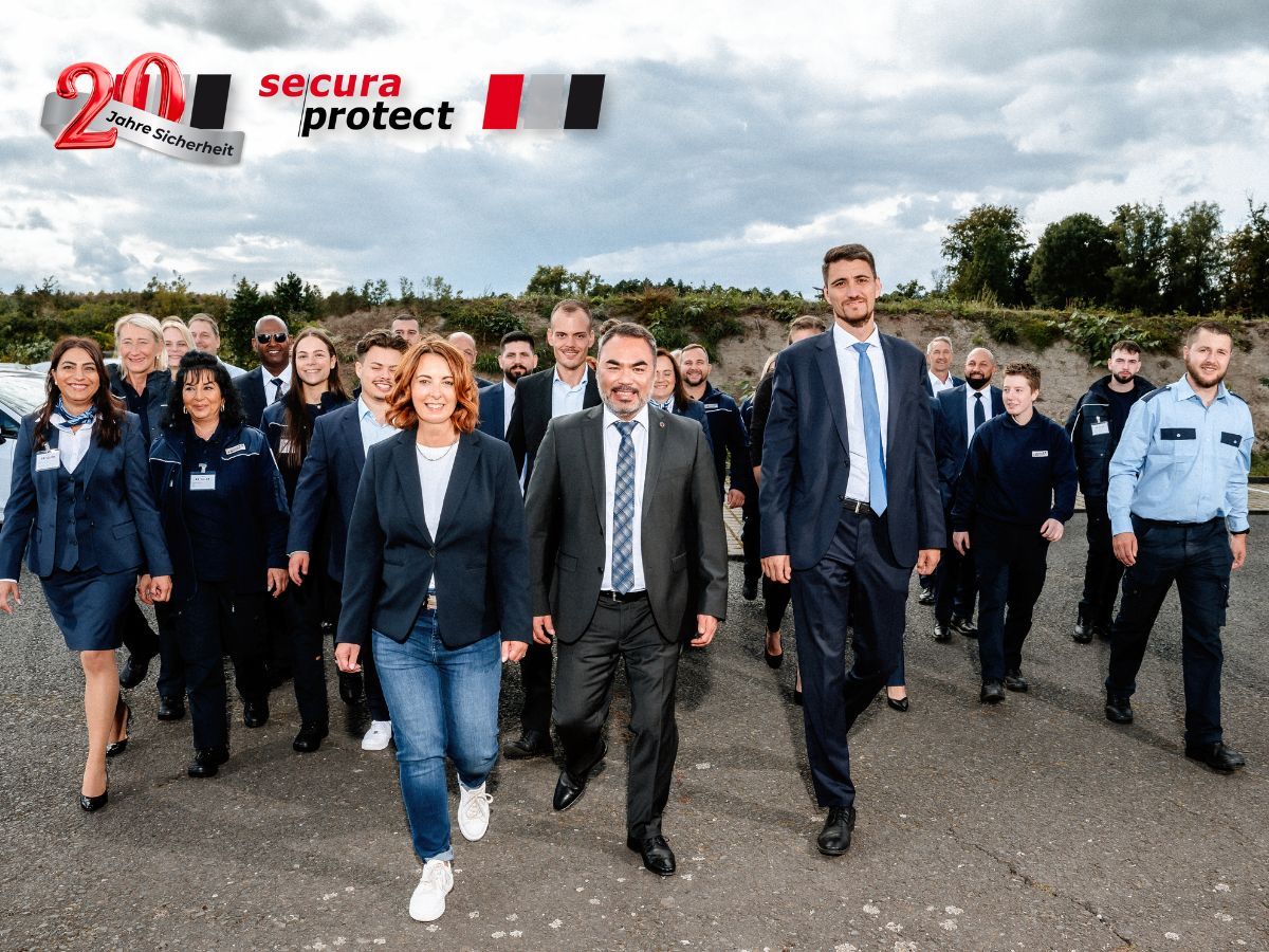 secura protect feiert 20 Jahre Sicherheit: Ein Familienunternehmen auf ...