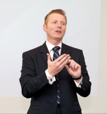 „Karriere, Erfolg und Höchstleistung ohne Burnout“ - Im Gespräch mit ...