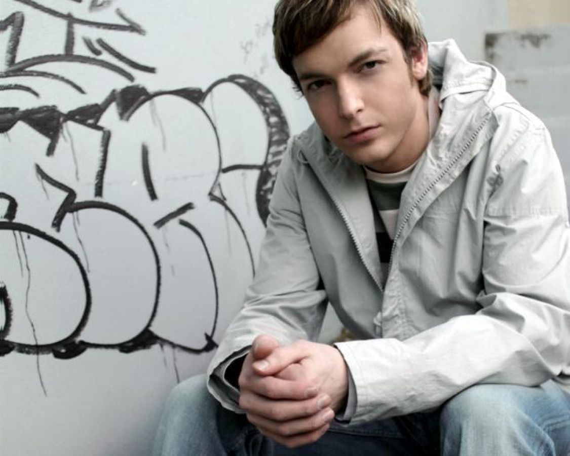 Magier Florian Zimmer wagt einen spektakulären Stunt - openPR