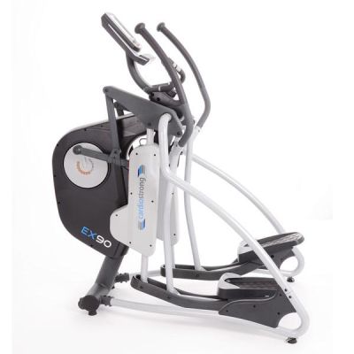 Der cardiostrong EX90 – die Crosstrainer-Innovation der Herbst/Winter ...