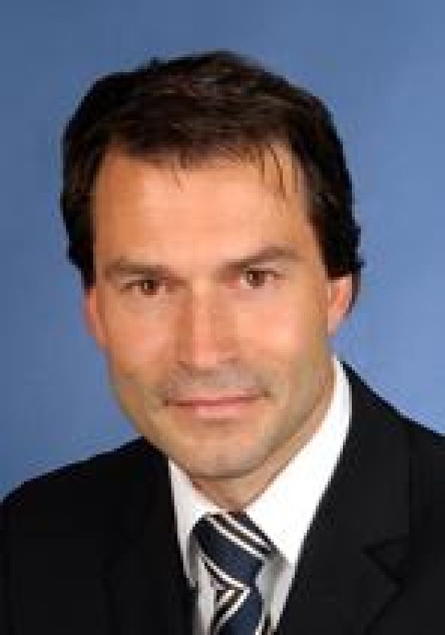 Karrieren bei AENGEVELT: Oliver Lederer in die AENGEVELT ...