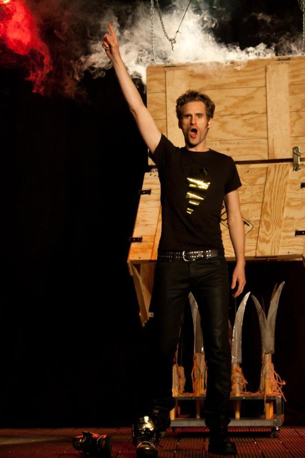 World Champion Illusionist Julius Frack kommt nach Tübingen