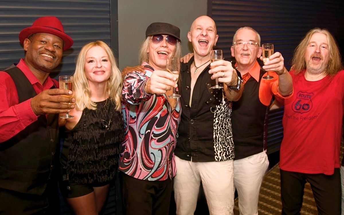 30 Jahre Hot Stuff – music of the 70s, 80s and more Jubiläum