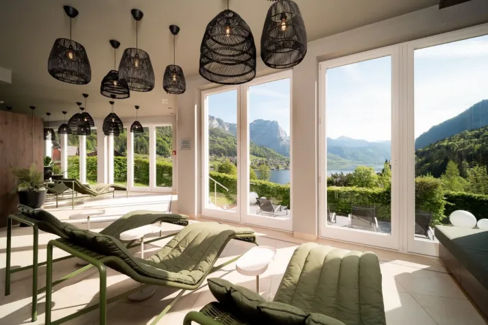 Siqual Design: STAN Beistelltische im neuen Ruhebereich des MONDI ...