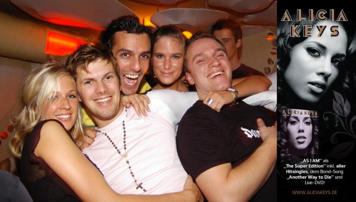 Werbung auf Fotos - Alicia Keys, Paul Potts und Leona Lewis rücken bei ...