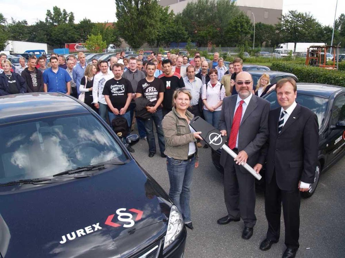 ALD Automotive stellt 110 neue Corsa für Großauftrag der Firma Jurex